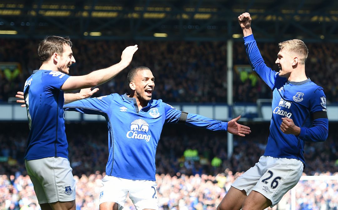 Everton 3-0 Man United: Which Red Devil is a renowned homer? | FourFourTwo