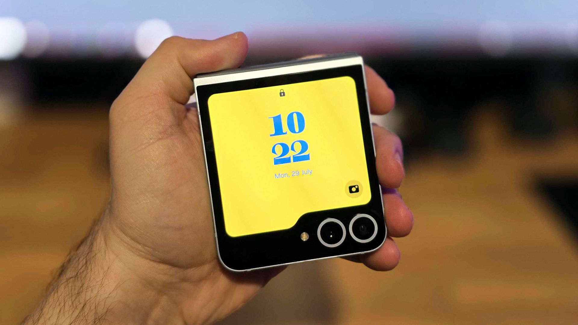 Best small phones in Australia 2025: Top compact mobiles you can use ...