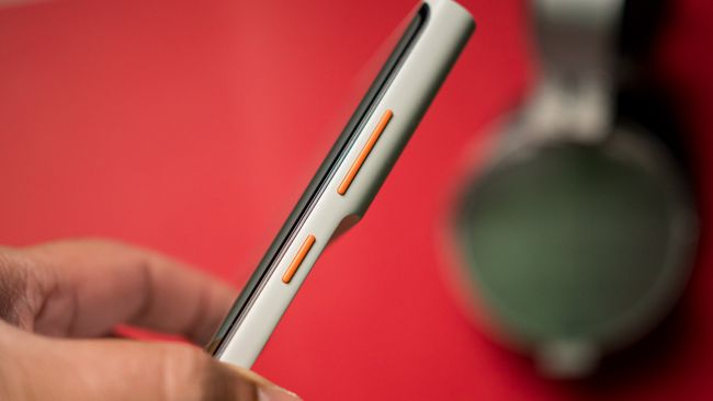 Moondrop MIAD01 review: A unique phone that's aimed at audiophiles ...