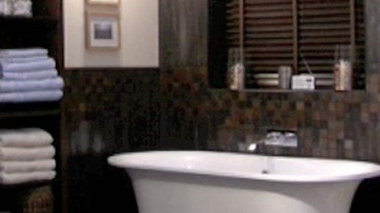 Create a spa-style bathroom | VIDEO | housetohome | Ideal Home