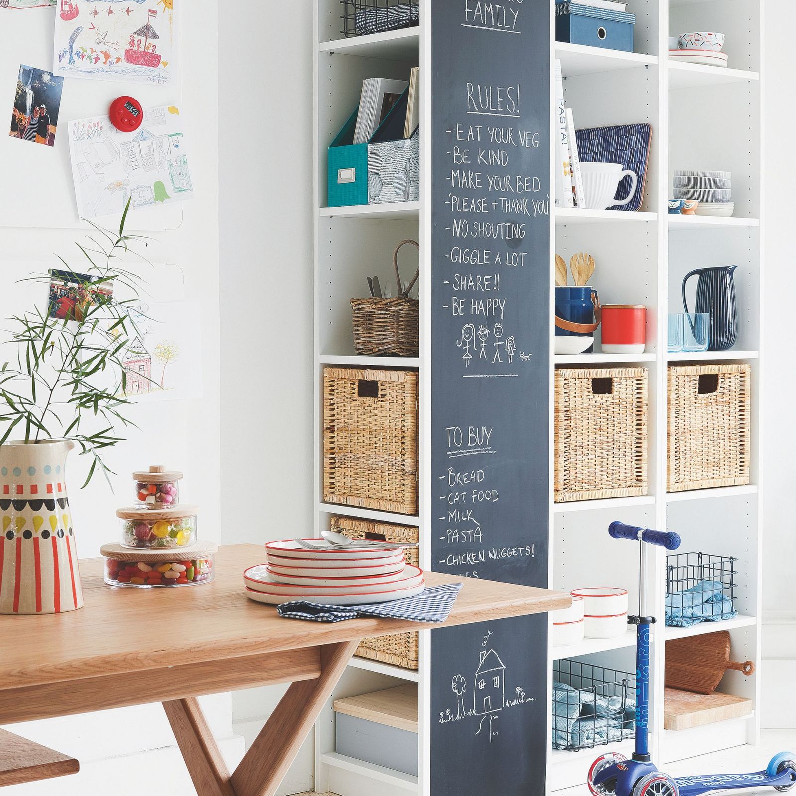 Is 'wall mopping' the best way to clean painted walls? | Ideal Home