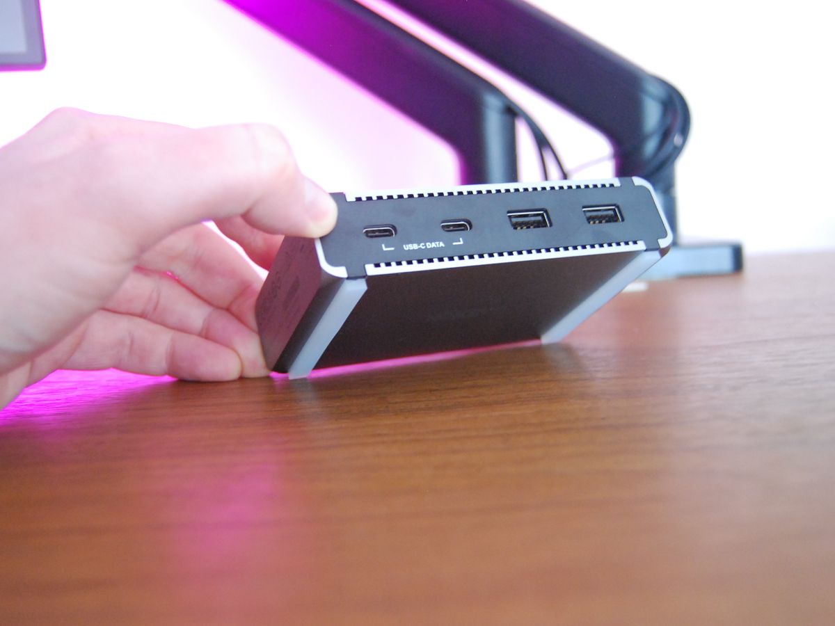 CalDigit Element 5 Hub review: Triple 4K displays at 144Hz | Windows ...