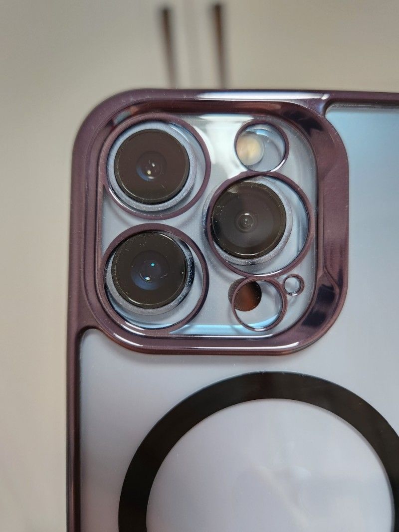 iPhone 14 Pro case leak just tipped huge camera lenses | Tom's Guide