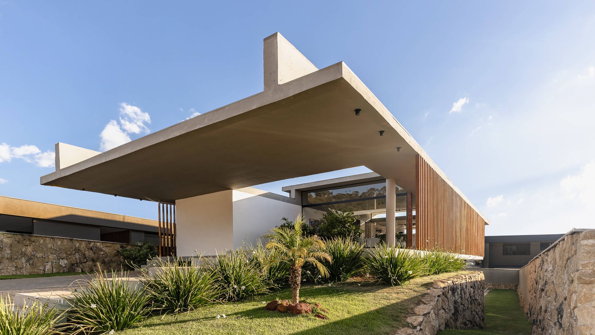 Tour this Brazilian house by TETRO Arquitetura | Wallpaper*