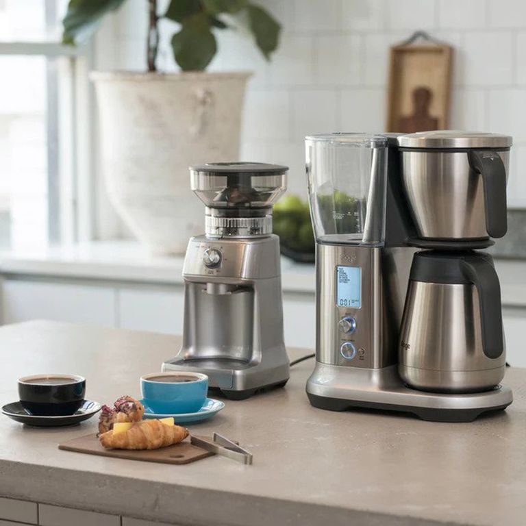 9 of the best coffee maker alarm clocks | Real Homes