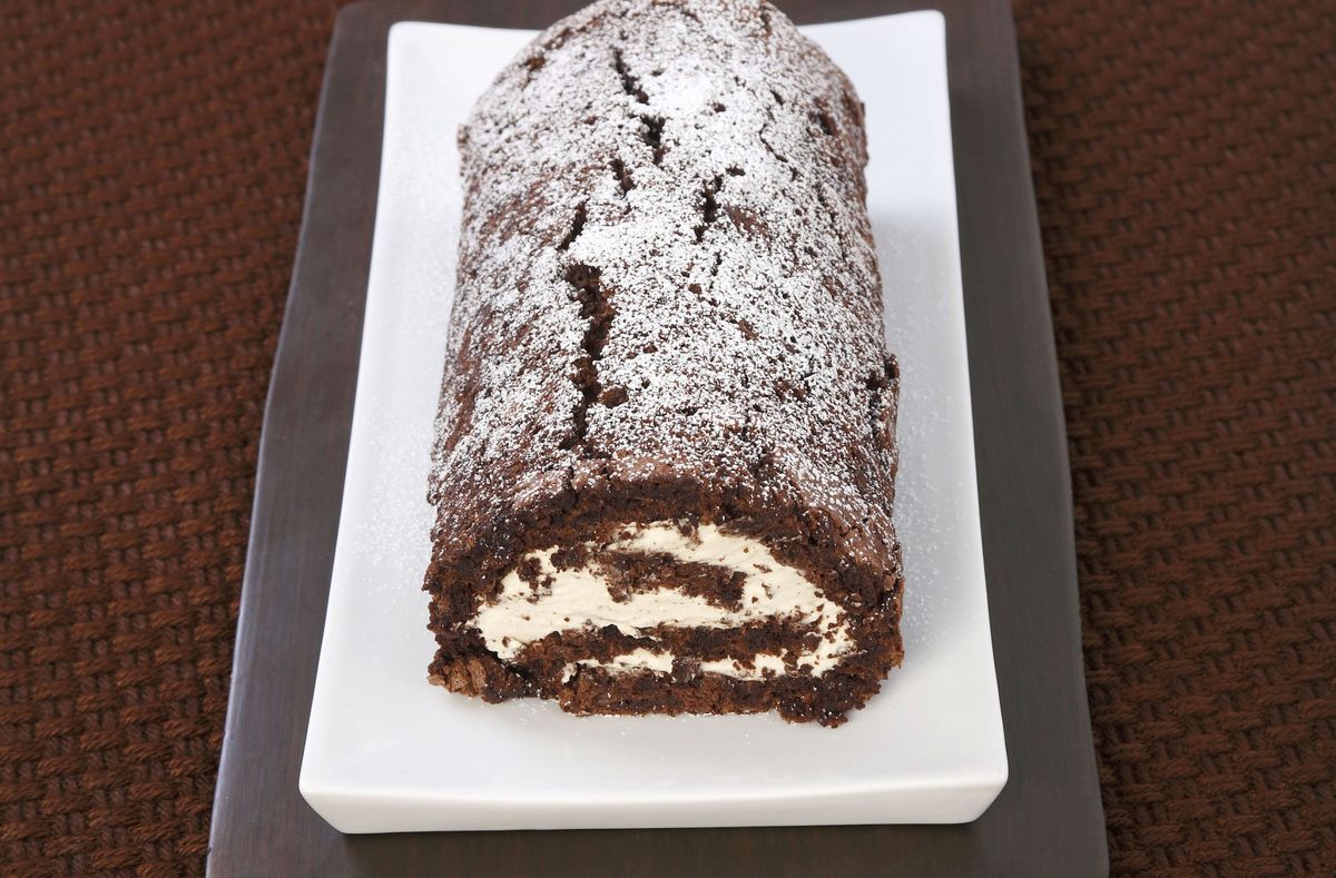 Chocolate and Irish cream roulade | Dessert Recipes | GoodtoKnow
