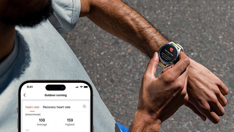 Amazfit Cheetah Round vs. Fitbit Versa 4: Which should you buy ...