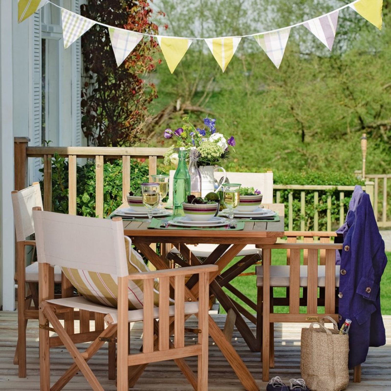 Deck railing ideas to give your decking a stylish edge | Ideal Home