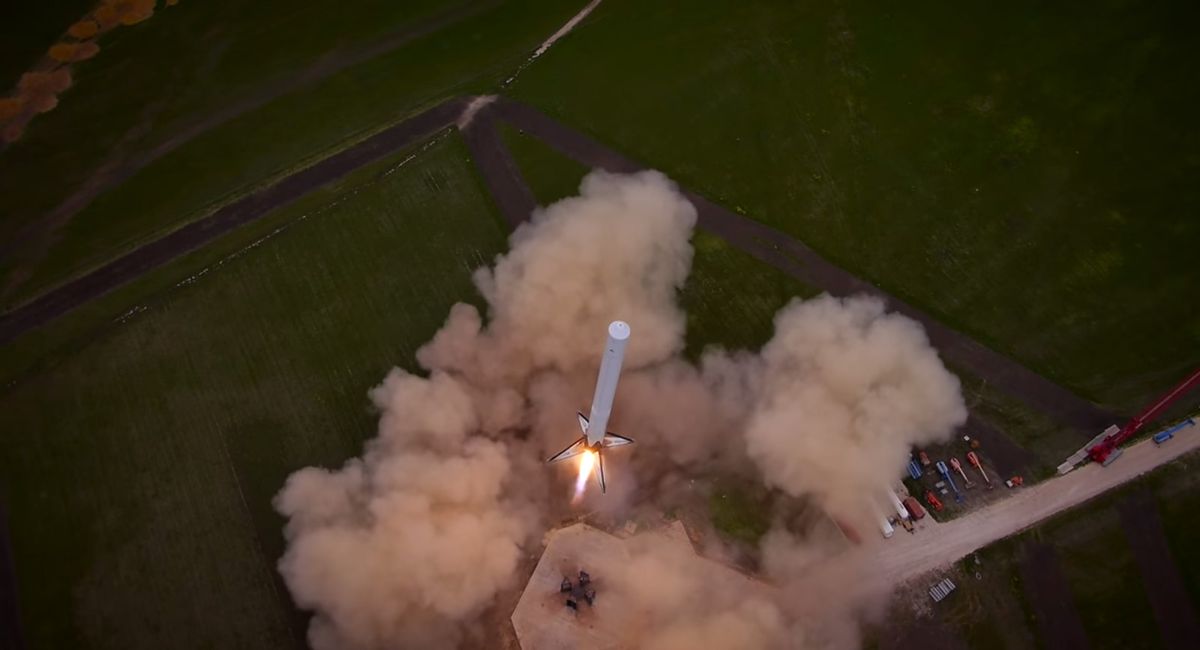 Photos: SpaceX's Amazing Falcon 9 Reusable Rocket Prototype in Pictures ...
