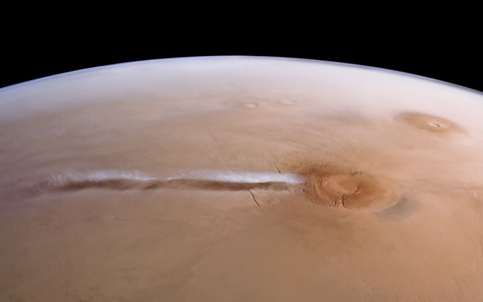 Best-ever 'Cloud Atlas' of Mars showcases stunning cloud patterns ...