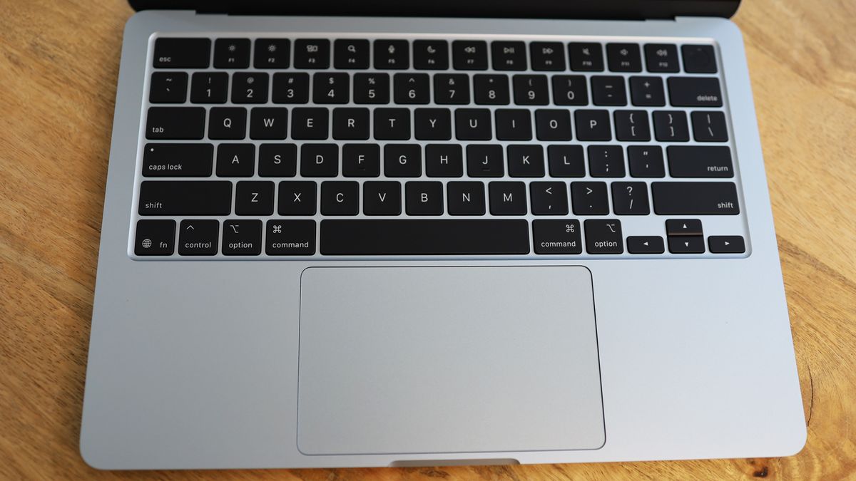 Apple MacBook Air 13 (M4) review: small changes add up to the best ...