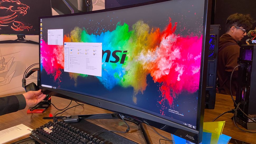 MSI Sticks a Second Screen on Its MEG381CQR Monitor, Unveils 1000R ...