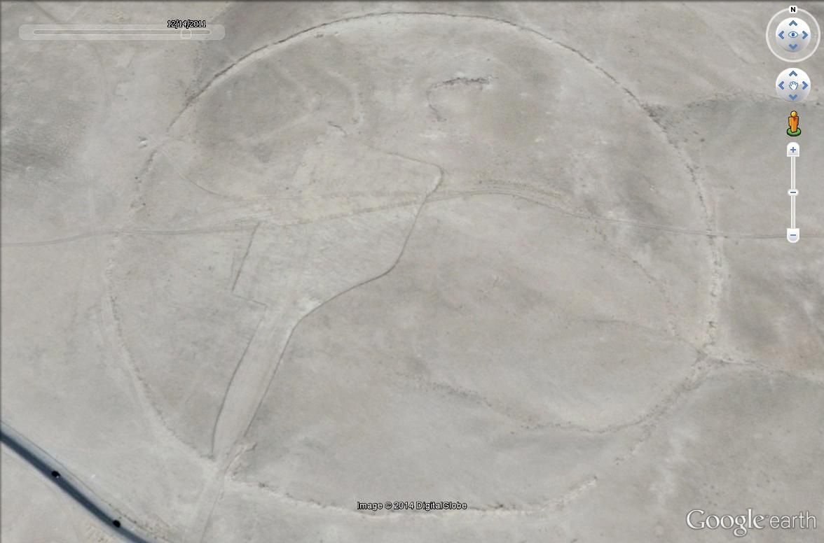 Photos: Aerial Images Reveal Mysterious 'Big Circles' in Middle East ...