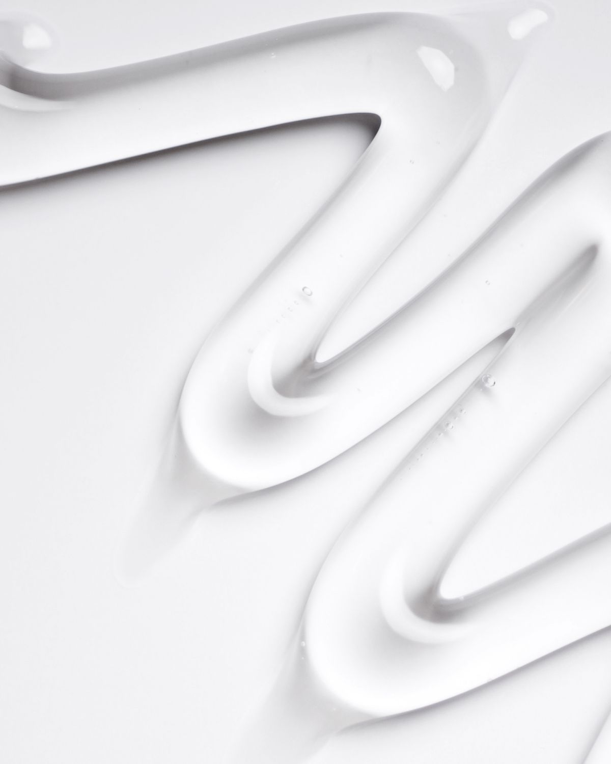 The Ultimate Guide to Retinols: Benefits, Effects, and More | Who What Wear