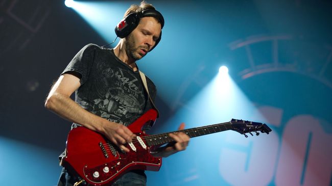 Paul Gilbert shares 10 lessons learned from a life of guitar playing ...