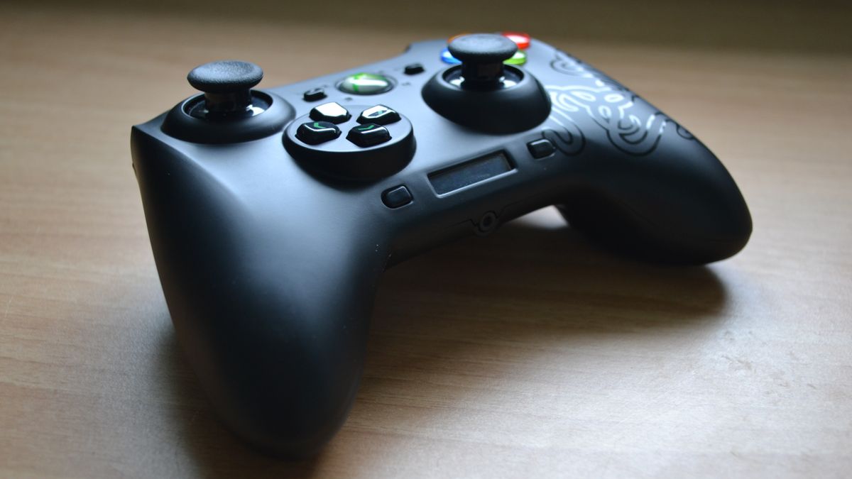 Razer launches Sabertooth Xbox 360 controller | TechRadar