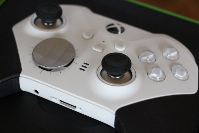 Xbox Elite Controller Series 2 'Core' review: I wish I had a time machine | Windows Central