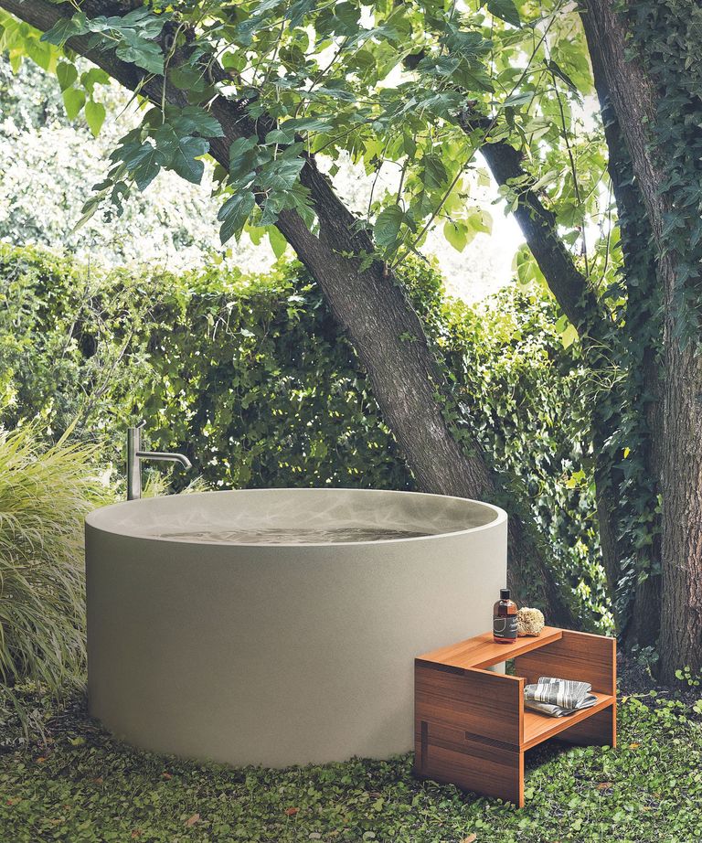16 outdoor bathroom ideas for a stylish, tranquil space | Homes and Gardens