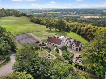 An exquisite waterside home in Cornwall and a Cotswolds mansion, plus ...