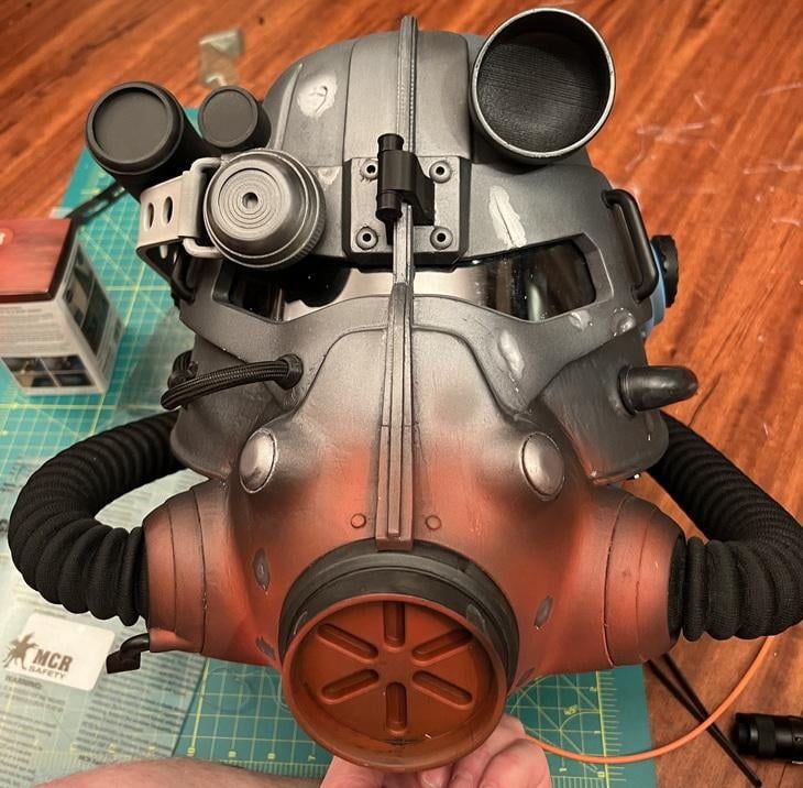 This Raspberry Pi Pico Fallout-inspired T-45 power armor helmet is ...
