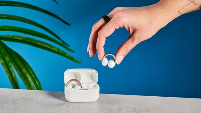 Dash Smart Earbud is a Fitness Tracker for Your Ear | Tom's Guide