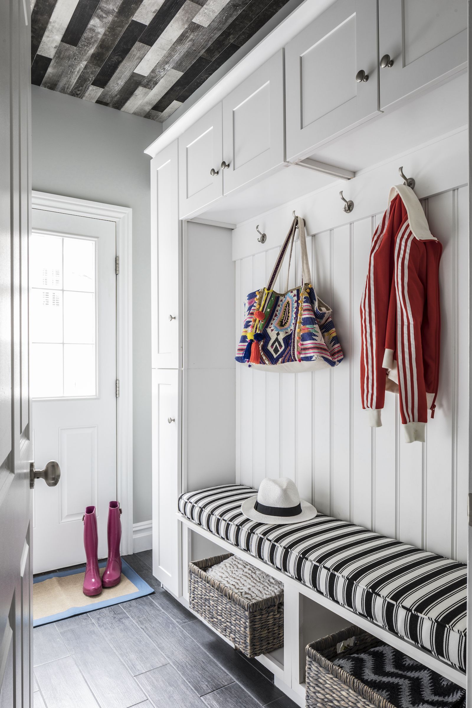 34 mudroom ideas: Mudroom decorating for an organized space | Homes and ...