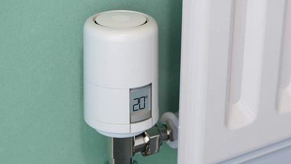 Hive Smart Radiator Valve vs Tado Smart Radiator Thermostat | T3