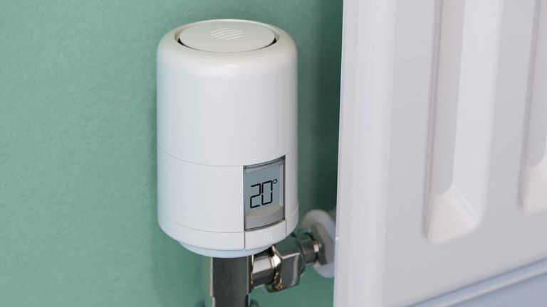 Hive Smart Radiator Valve vs Tado Smart Radiator Thermostat | T3