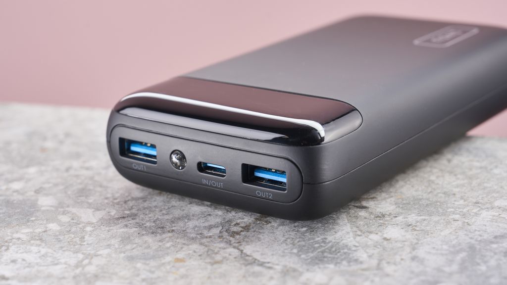 Iniu PD 22.5w 20000mAh review: a high-capacity power bank for a super ...