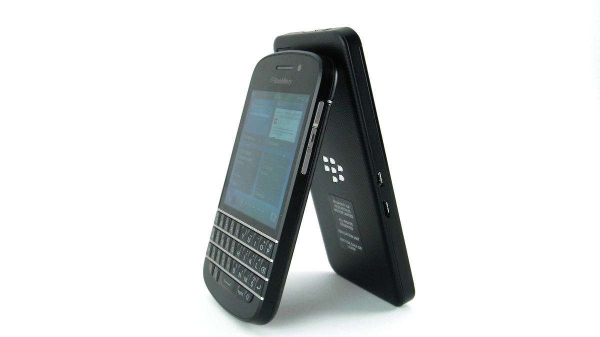 BlackBerry's ripe for the picking as Apple falls far from the tree ...