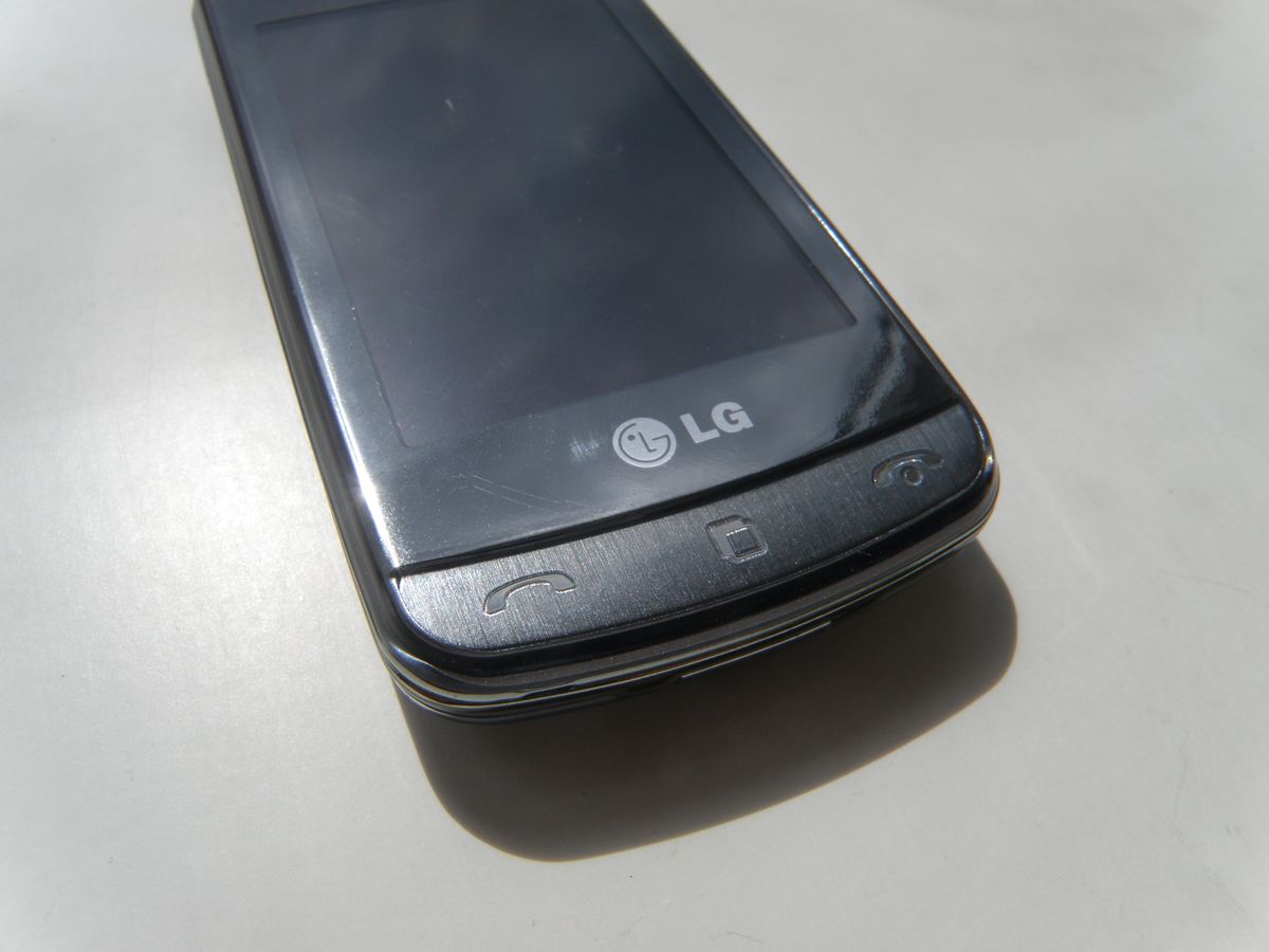 LG GD900 Crystal: Hands on gallery - LG GD900 Crystal review - Page 11 ...