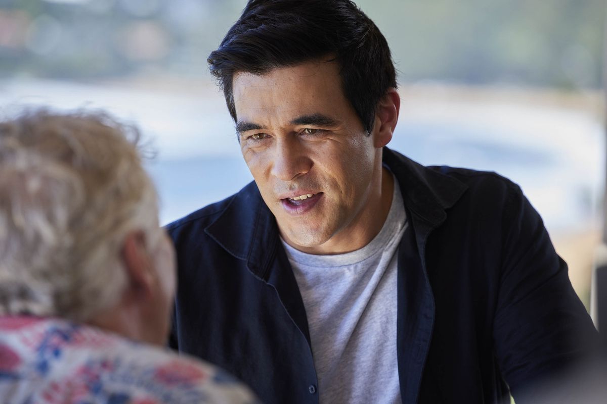 Home and Away spoilers: Logan Bennett COLLAPSES! | What to Watch