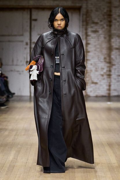 8 Winter 2025 Coat Trends That Are Set to Dominate This Season | Who ...