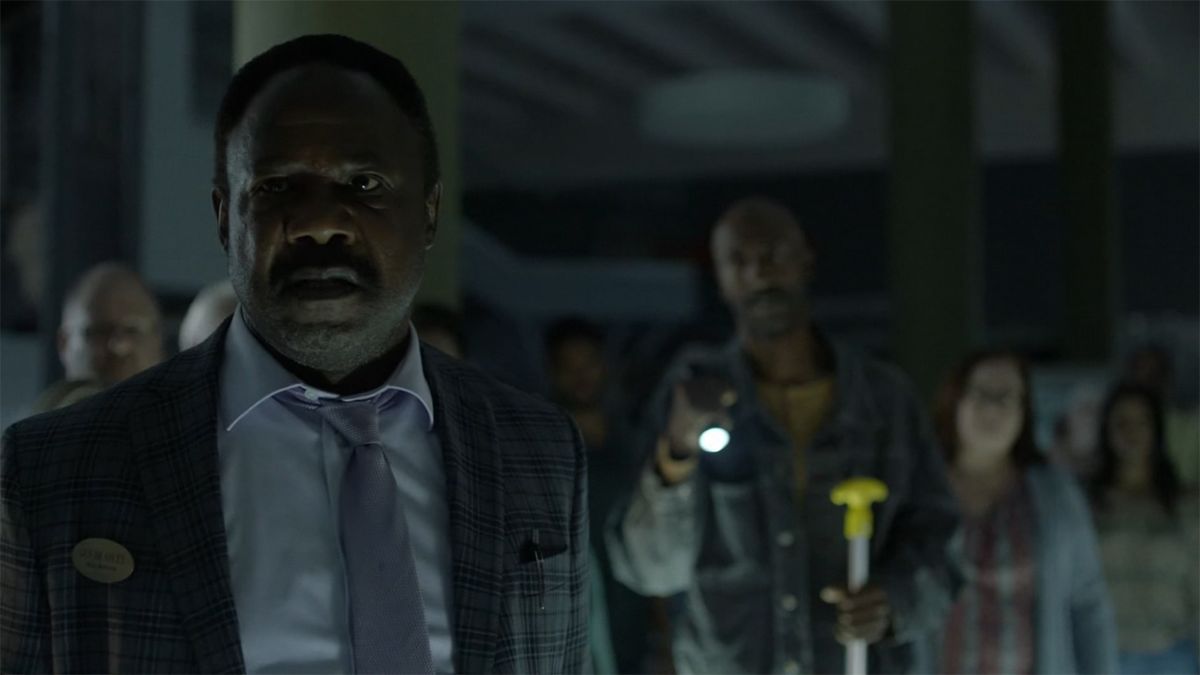 Adapting Stephen King's The Mist: The 2015 TV Show Is Stuck In No Man’s ...