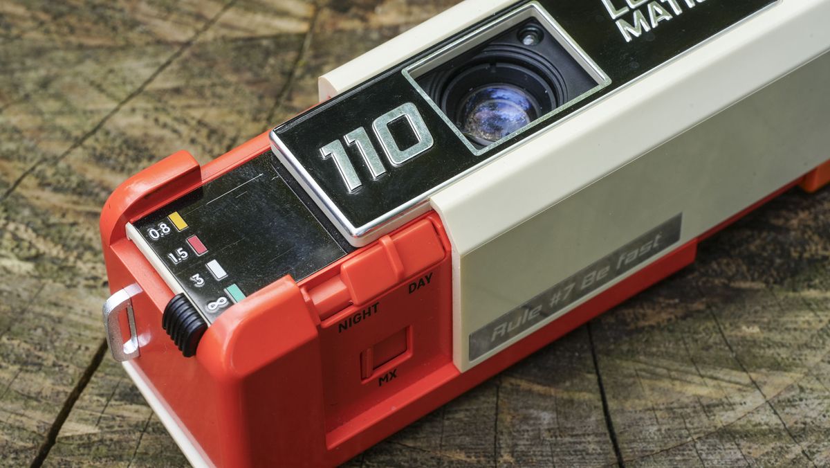 Lomography Lomomatic 110 review: Brand-new 50-year-old technology ...