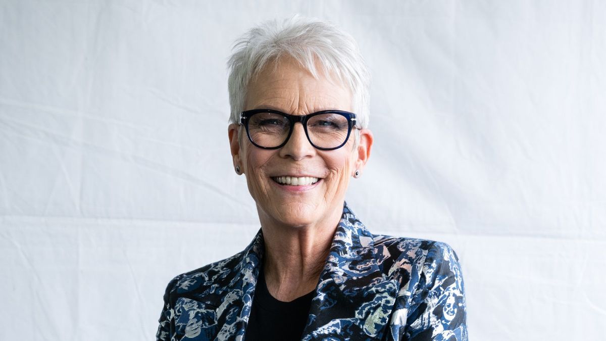 Jamie Lee Curtis’ door color could raise your house value | Homes and ...