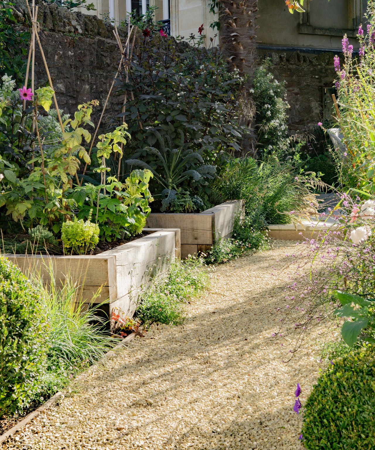 Planning a kitchen garden: from layouts to the best crops | Homes and ...