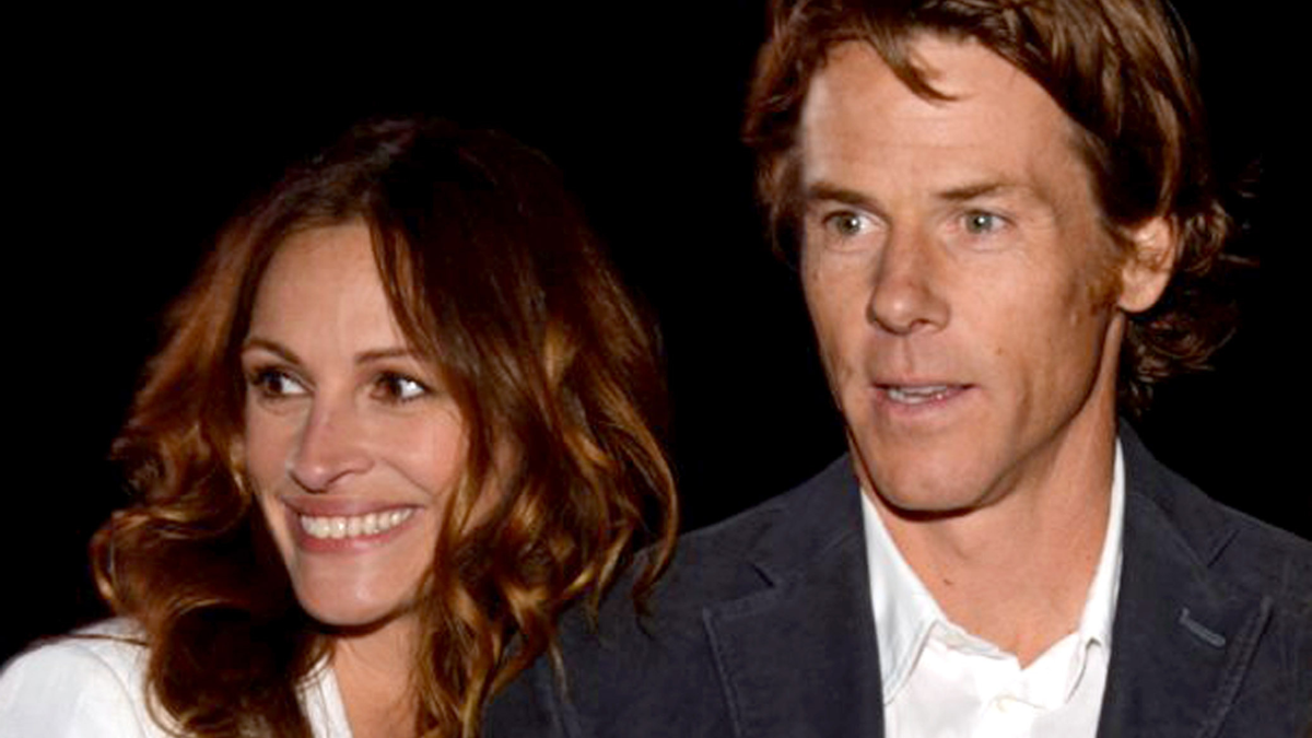 Julia Roberts Celebrates 22 Years of Marriage to Danny Moder | Marie Claire
