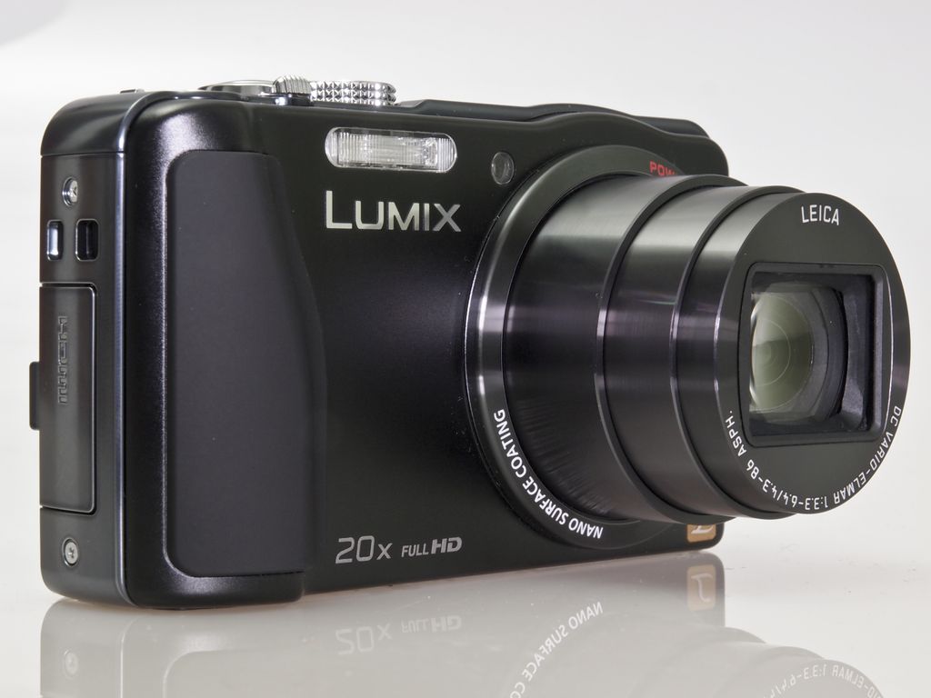 Build quality and handling - Panasonic Lumix DMC-TZ30 review - Page 2 ...