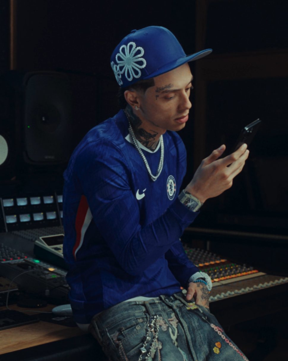 Wow: The Chelsea 2025/26 home kit is the Blues' best for YEARS ...