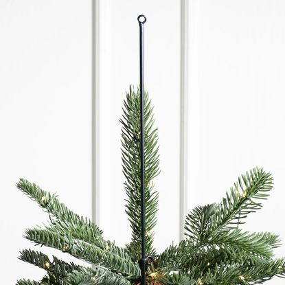 Try this decorating cheat for perfect Christmas tree toppers | Livingetc
