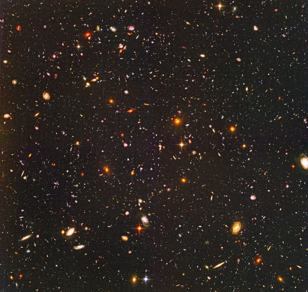 26 Cosmic Photos from the Hubble Space Telescope's Ultra Deep Field | Space
