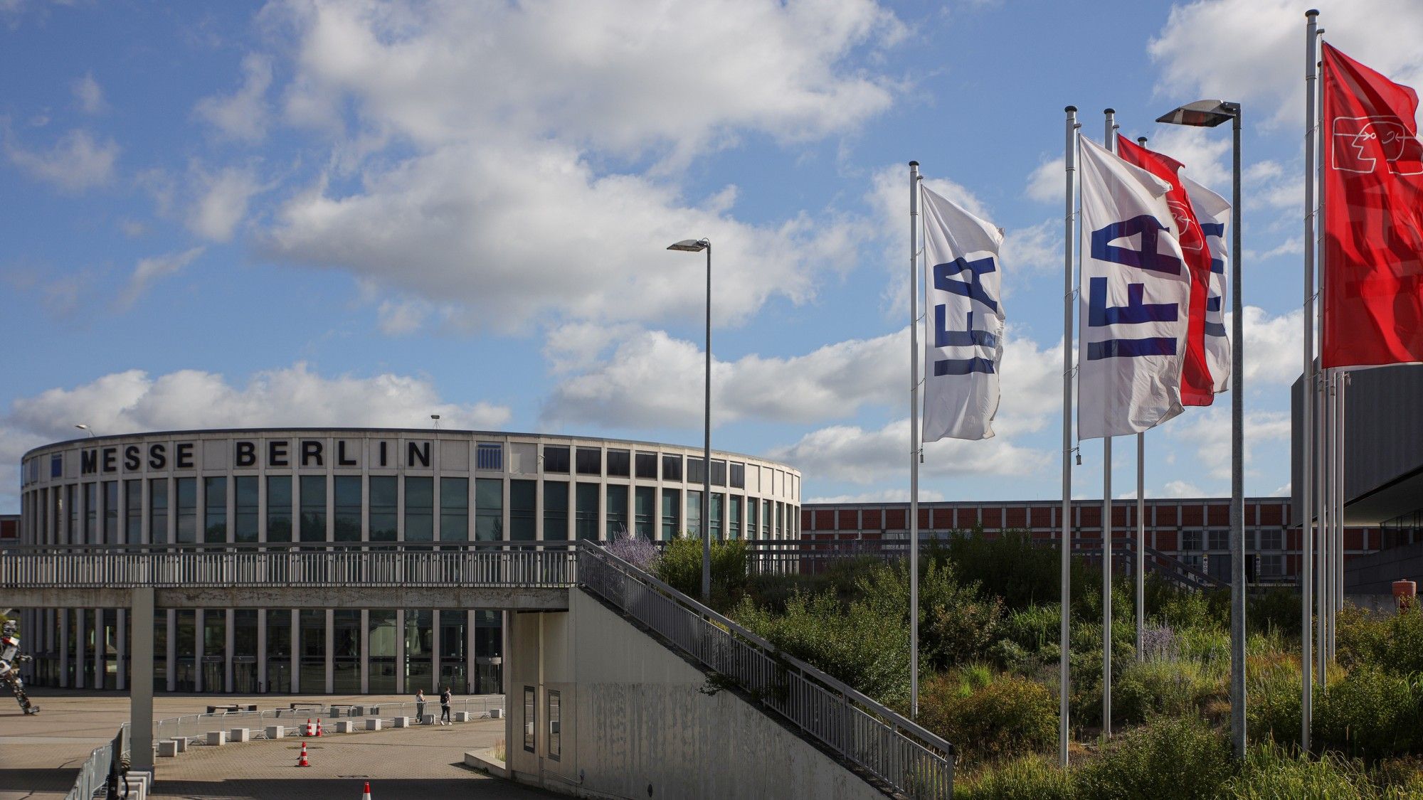IFA 2022 news and highlights: Dolby Atmos soundbars, crazy projectors ...