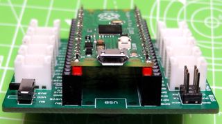 Seeed Grove Shield for Raspberry Pi Pico Review: Electronics as simple ...
