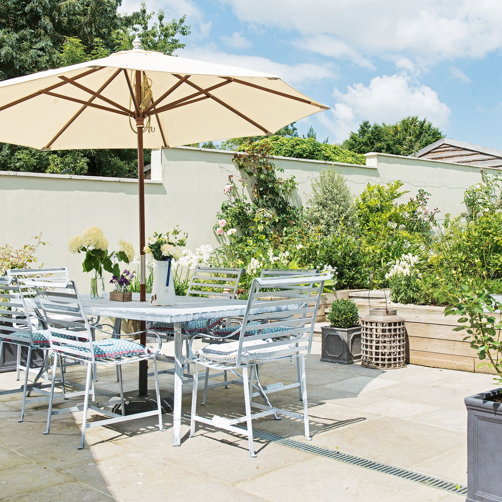 How to clean paving slabs — a quick way to refresh them | Ideal Home