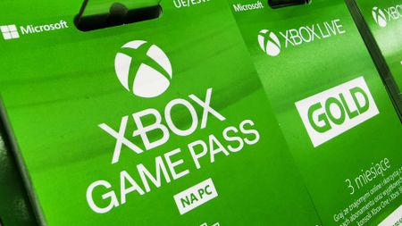 Beginner's guide to maps in Minecraft: Windows 10 and Xbox One ...