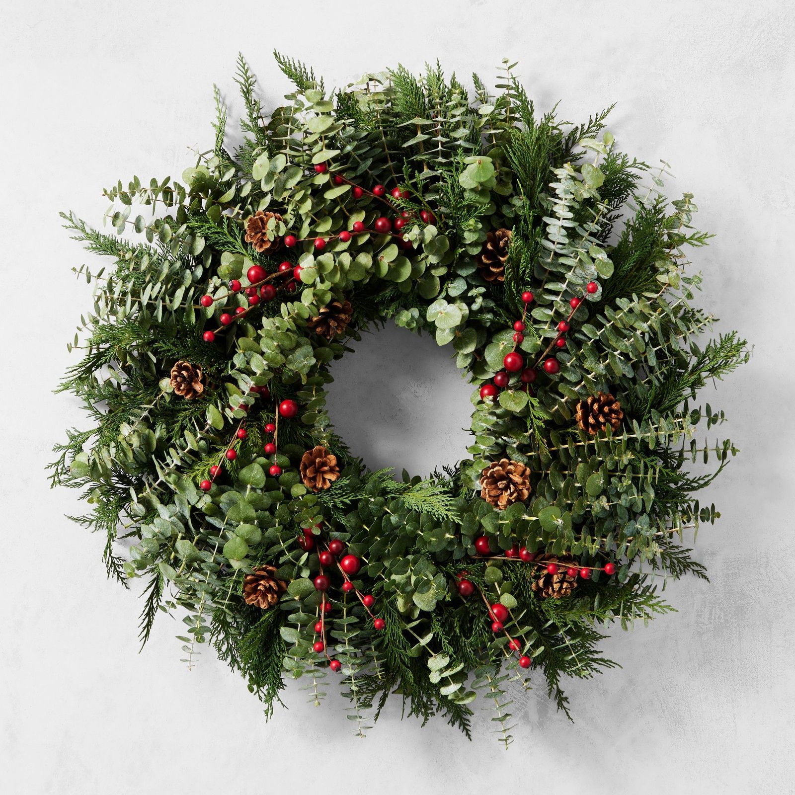 Designer-approved unexpected places to hang a Christmas wreath | Homes ...