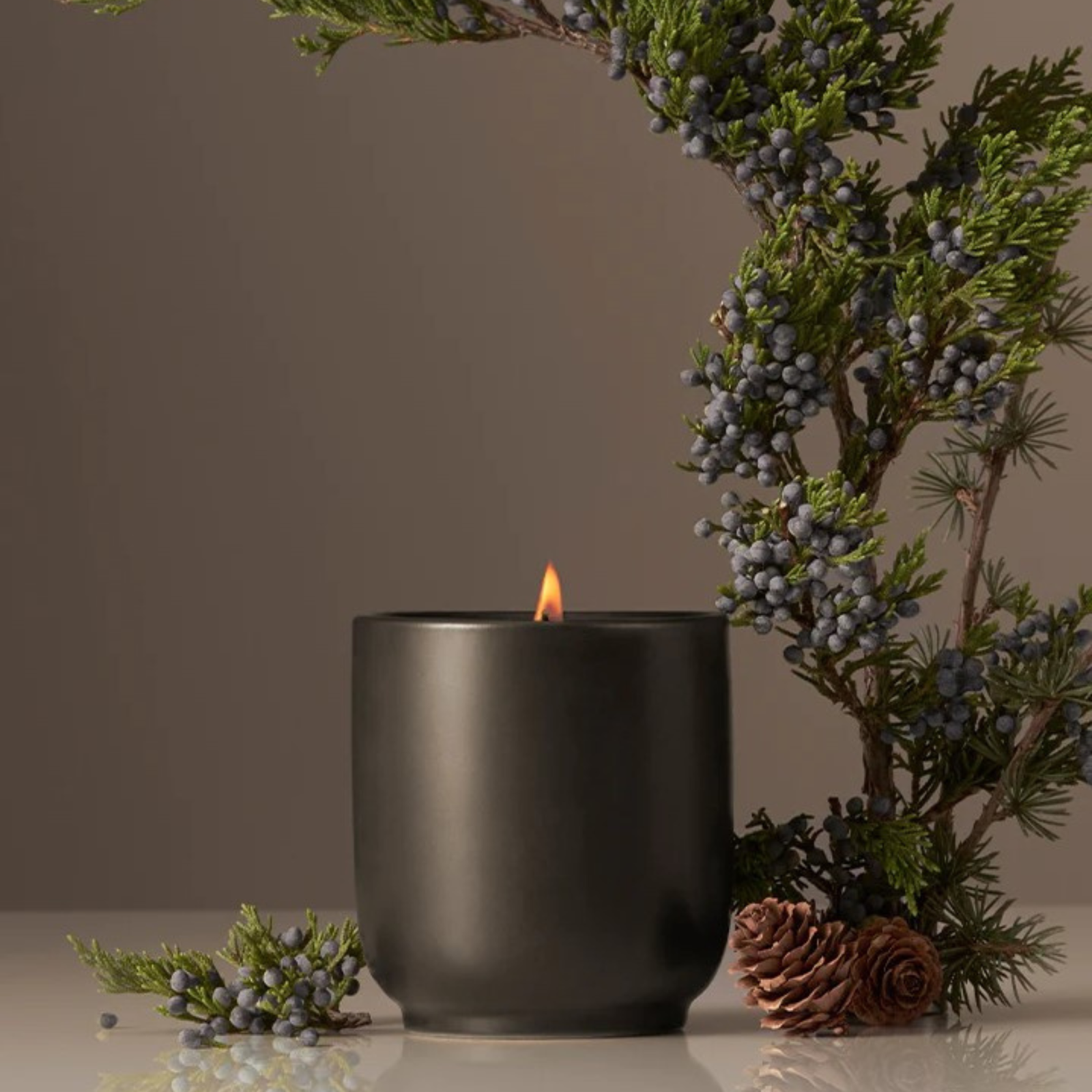 Reese Witherspoon 'loves to give' these gifts at Christmas | Homes and ...