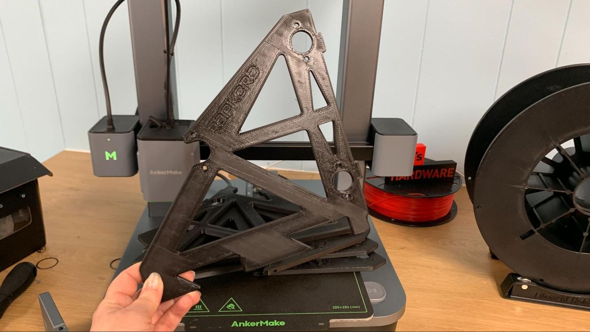 AnkerMake M5C Review: Fast 3D Printing, No Screen | Tom's Hardware