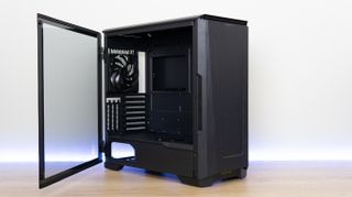 Phanteks P500A Review: Sneaking Two Motherboards Into a Mid-Tower | Tom ...